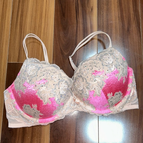 Victoria's Secret | Intimates & Sleepwear | 38c Victorias Secret Very ...